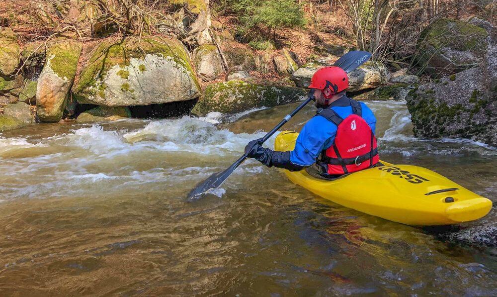 RECENZE: ZET Kayaks Cross — skvělá creekovka, lehká na pádle - Pádler.cz
